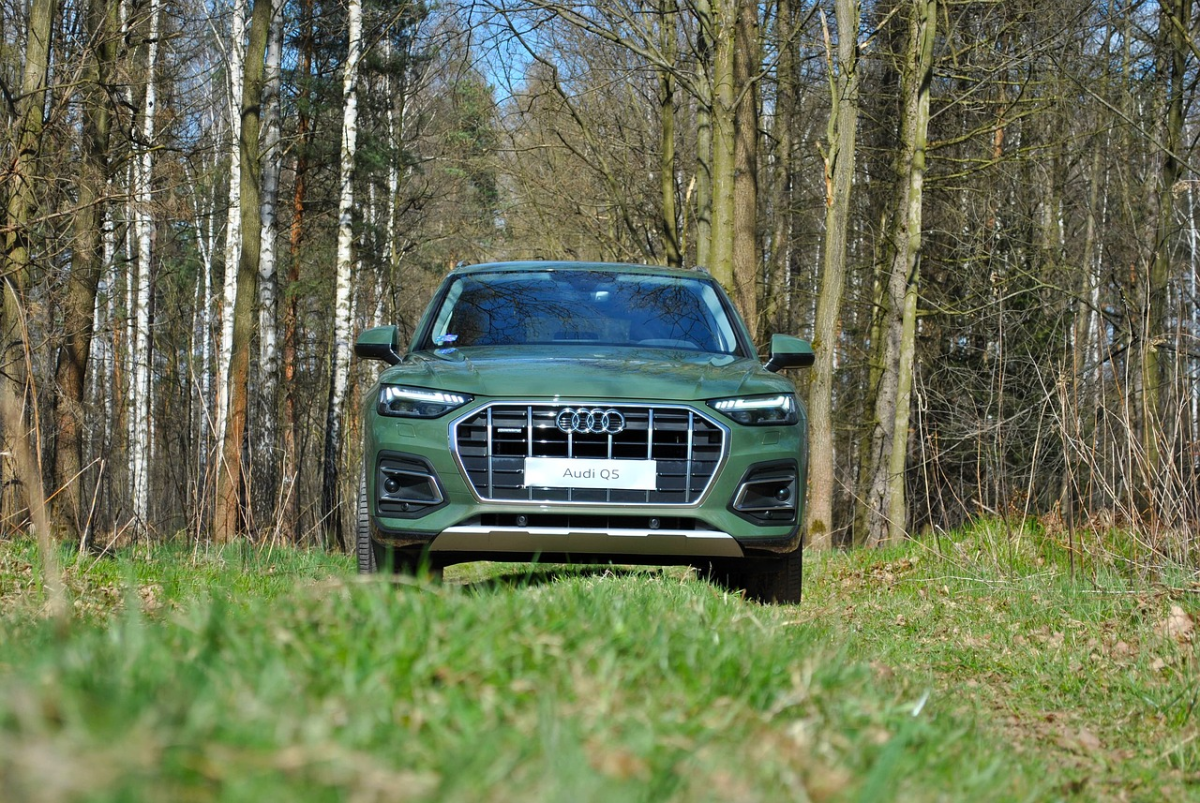 Audi Q5 Sound System: A Comprehensive Review - Audi Wireless CarPlay ...